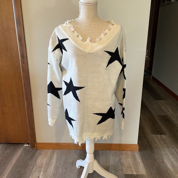 MACARON | Sweaters | Macaron Womens Sweater | Poshmark